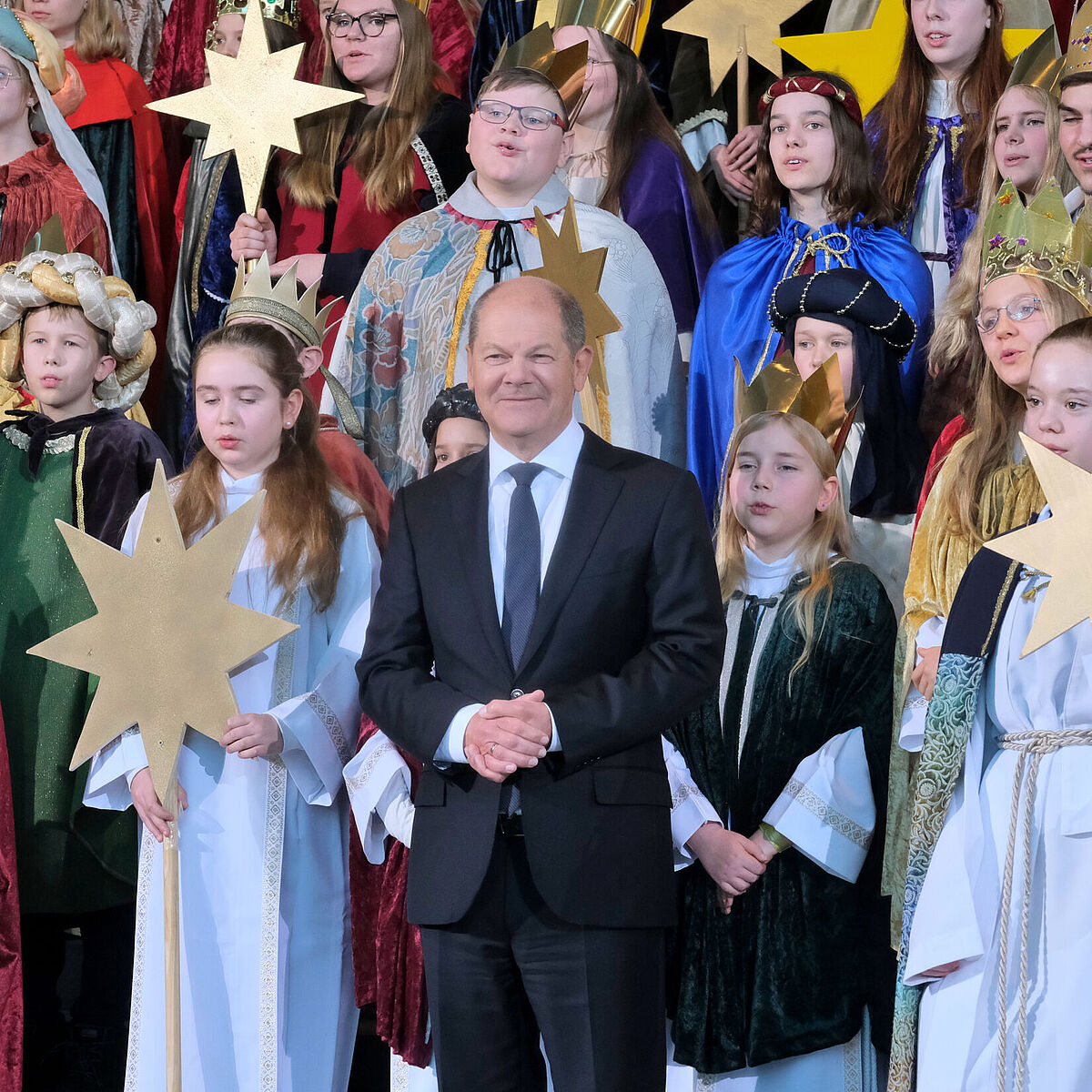 108 Sternsinger zu Gast im Kanzleramt | Kindermissionswerk "Die ...