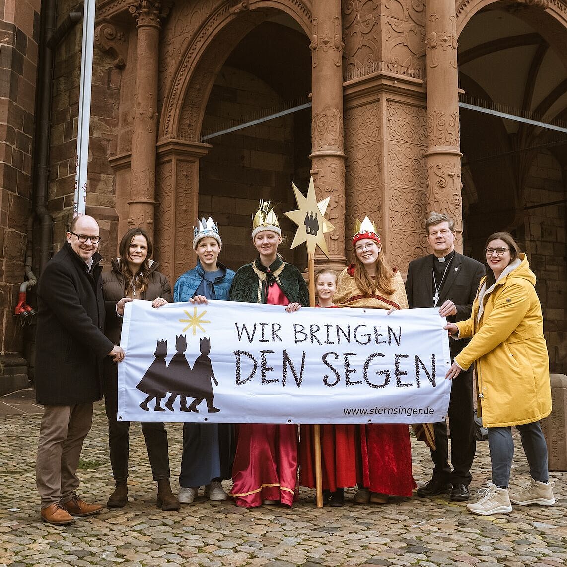 1.000 Sternsingerinnen und Sternsinger feiern in Freiburg die Eröffnung ...